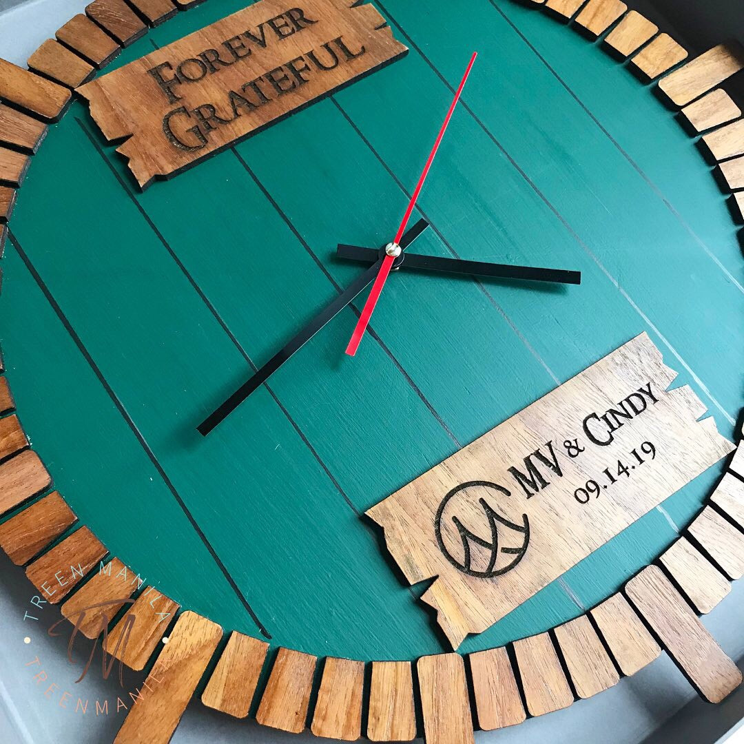 Hobbit Clock – Treen Manila