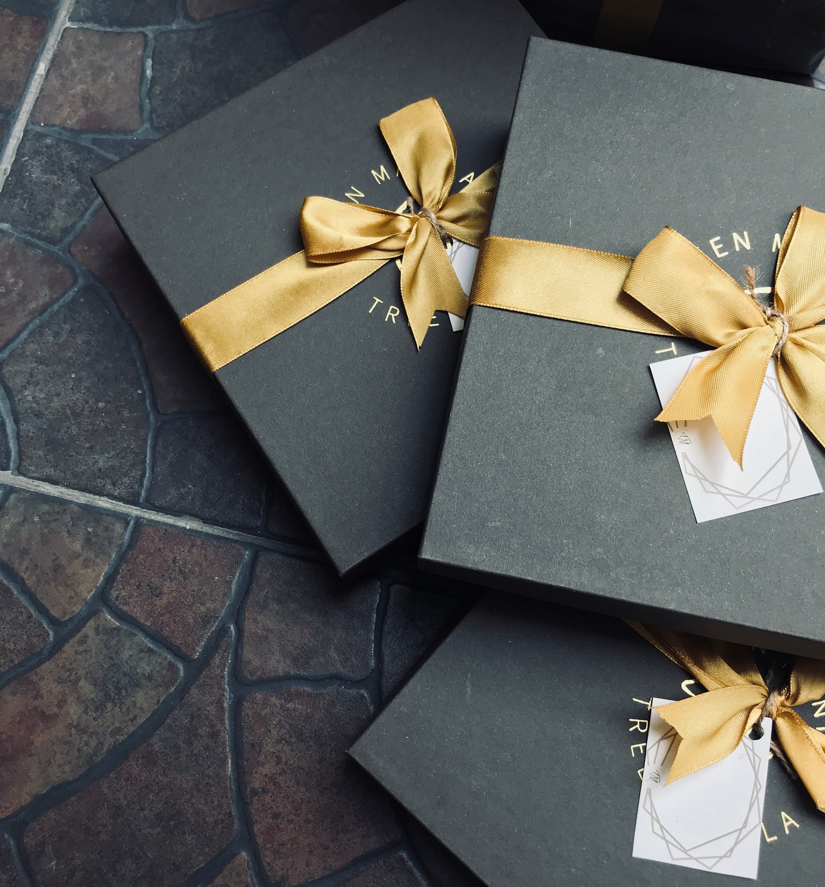 Personalized & Customized items for gifts, souvenirs or giveaways ...